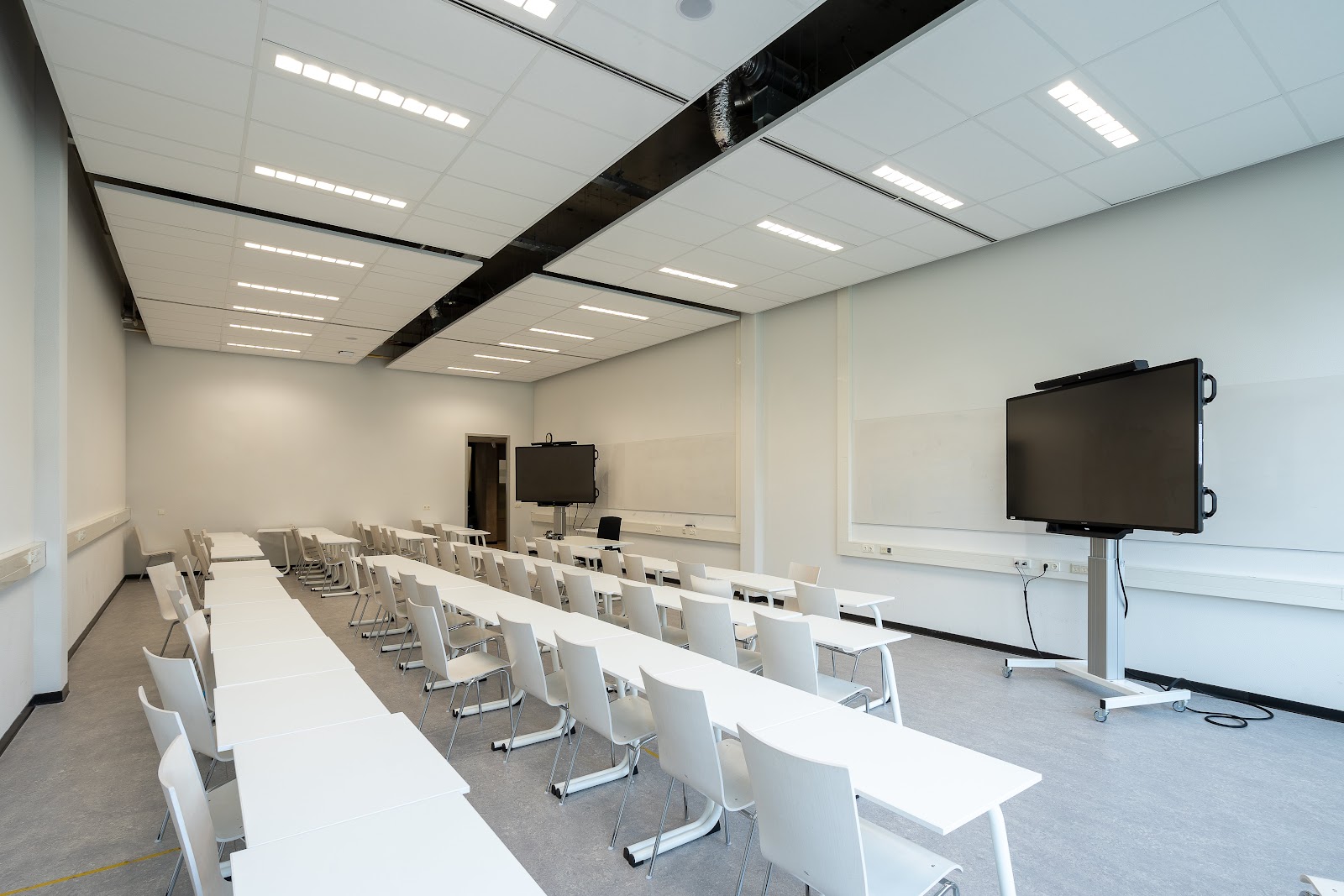 5 Considerations for Setting Up a Flawless Video Conferencing System ...