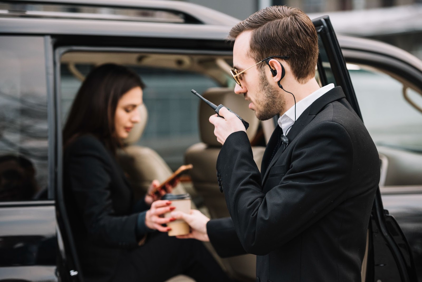 Taking Off in Style: The Ultimate Guide to Airport Limos and Taxis ...